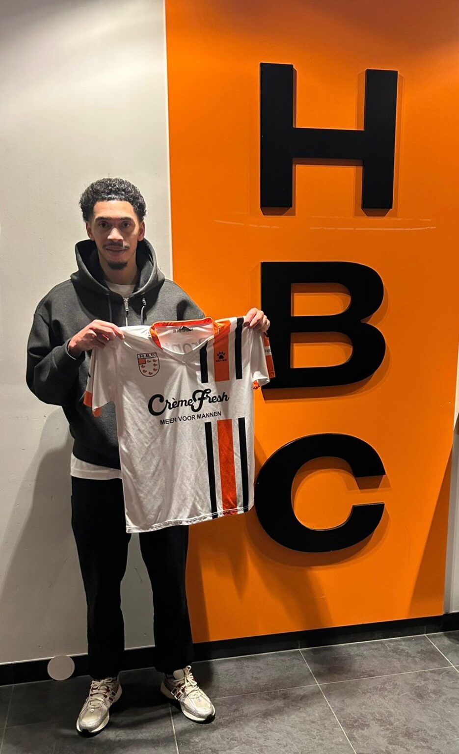 HBC 1 versterkt zich met Jordan de Jong – HBC Voetbal